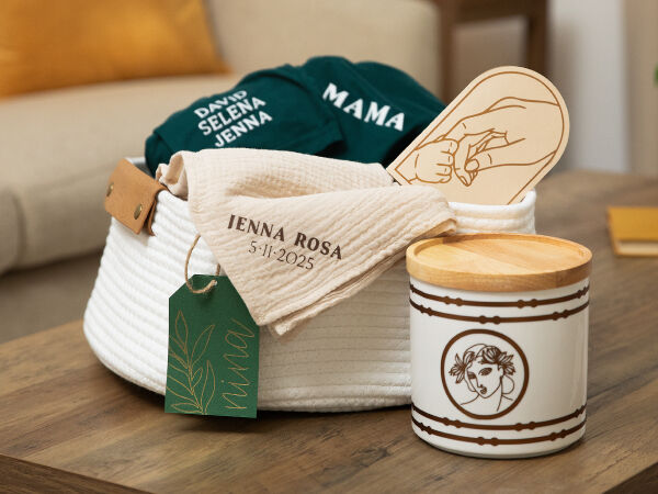 Cricut Explore 4 + Everything Bundle + Cricut Access Subscription ...